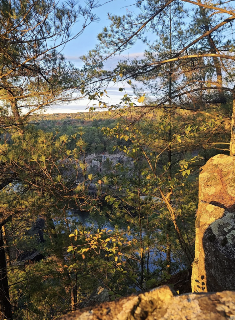 5 Wisconsin State Parks to Explore in Peak Fall Season - Discover Wisconsin